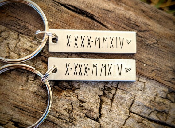 Personalized Anniversary Date Keychain. Matching Set of Two - Etsy