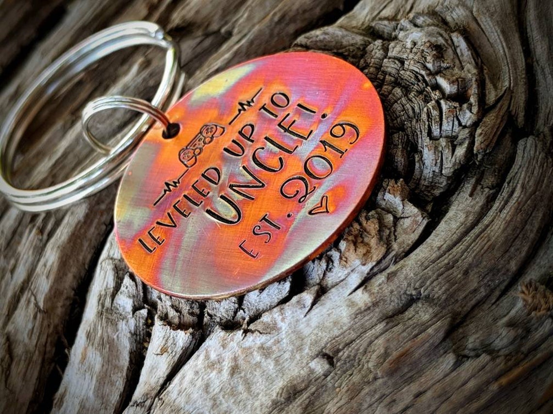 Personalized pregnancy announcement keychain. Hand stamped | Etsy