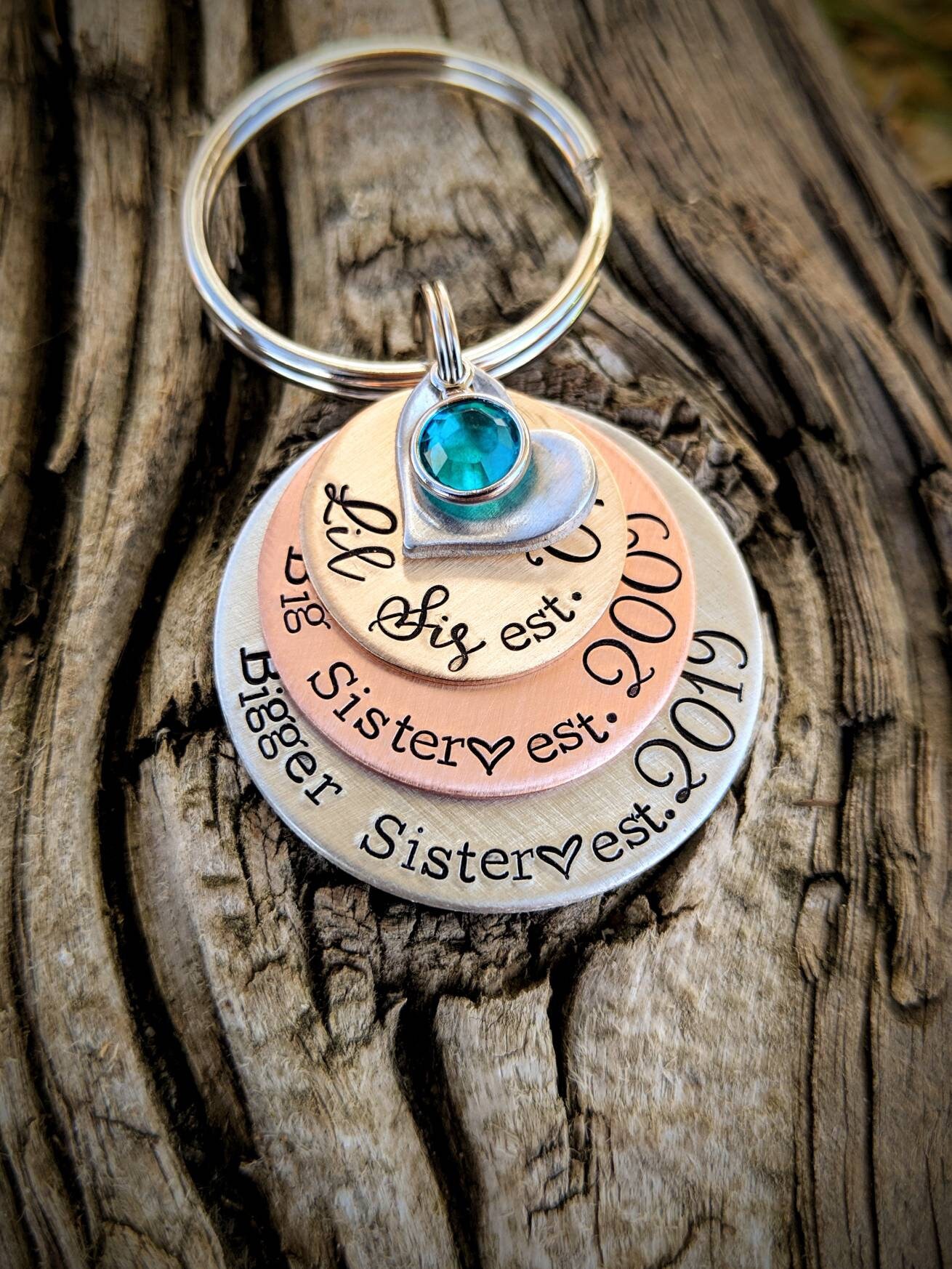 Personalized pregnancy announcement keychain. Big sister gift. | Etsy
