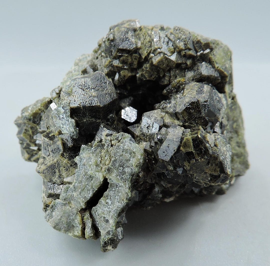 Andradite-grossular Series From Australia – Thumbnail - Etsy