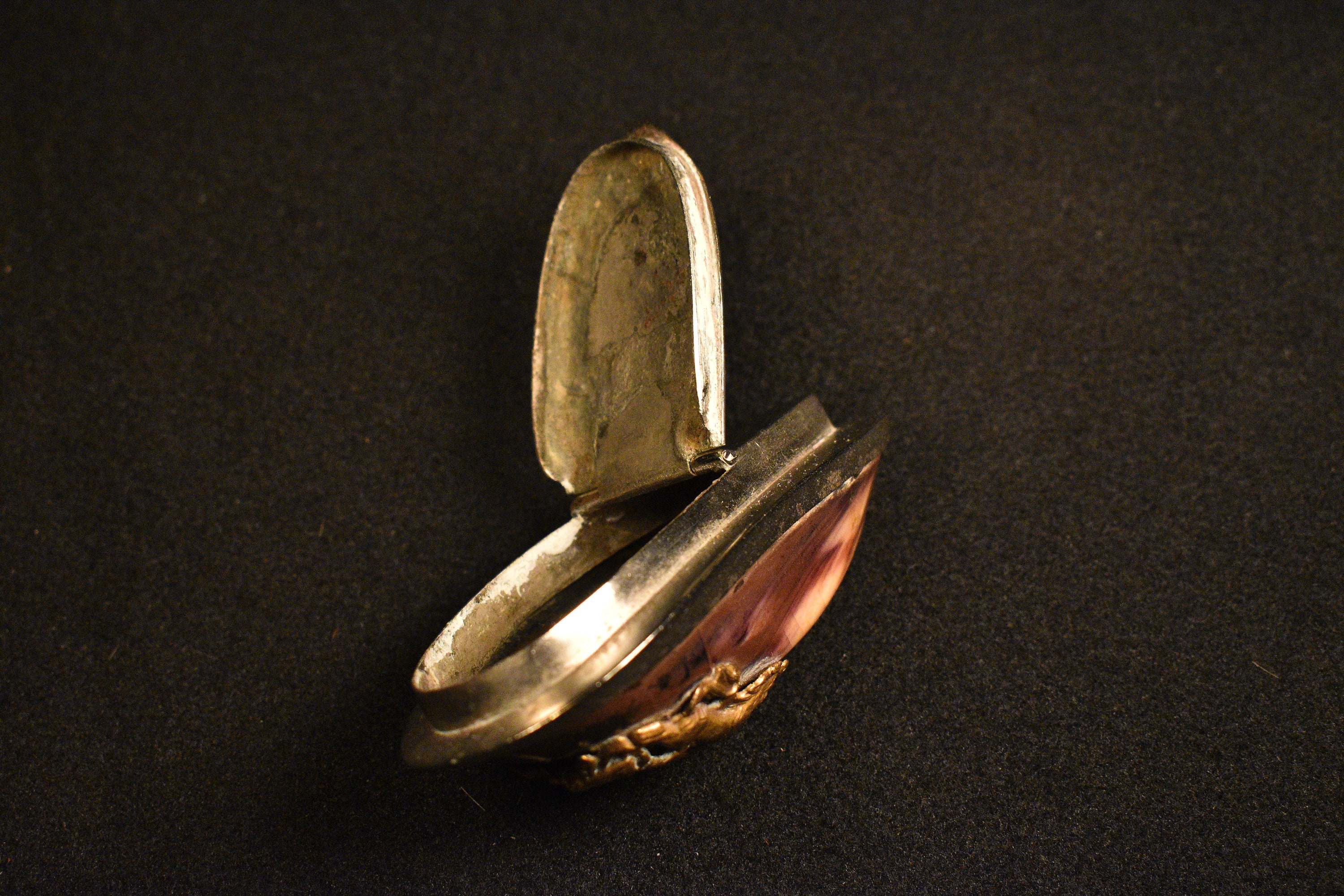 Unique WW1 Parting Gift - Personalized Snuff Box - AMAZING