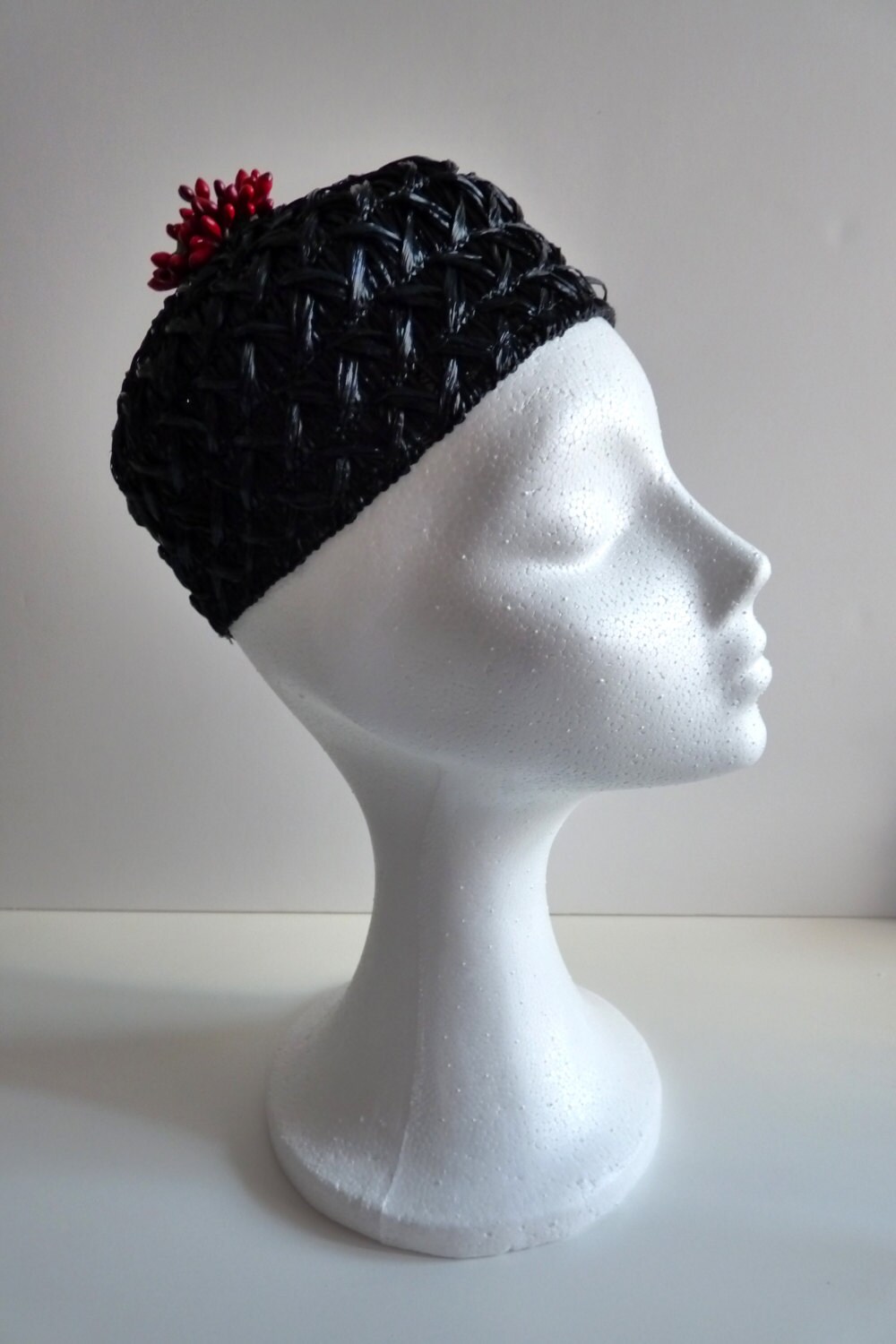 Vintage Headdress 1960s. Black and Red Berries Millinery. Floral ...
