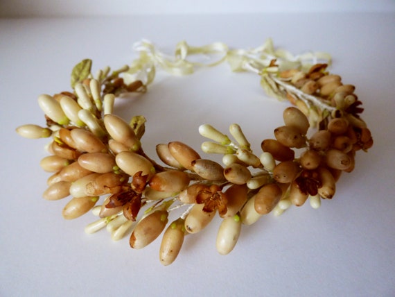 Antique wax crown. French, 1880-1900. Something old. … - Gem