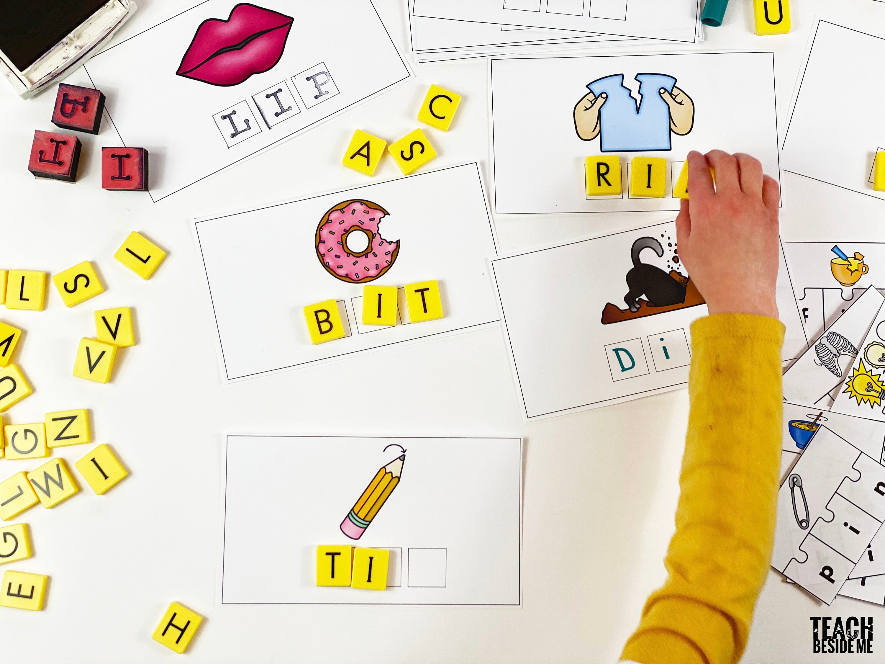 Short I CVC Words Cards & Puzzles - Etsy