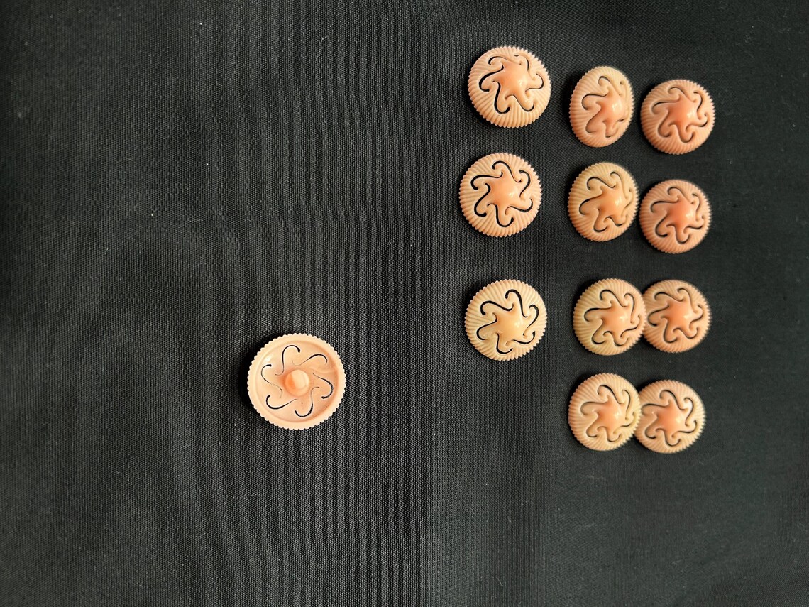 Vintage Orange Peach Buttons, 12 Buttons 7/8 Inches - Etsy