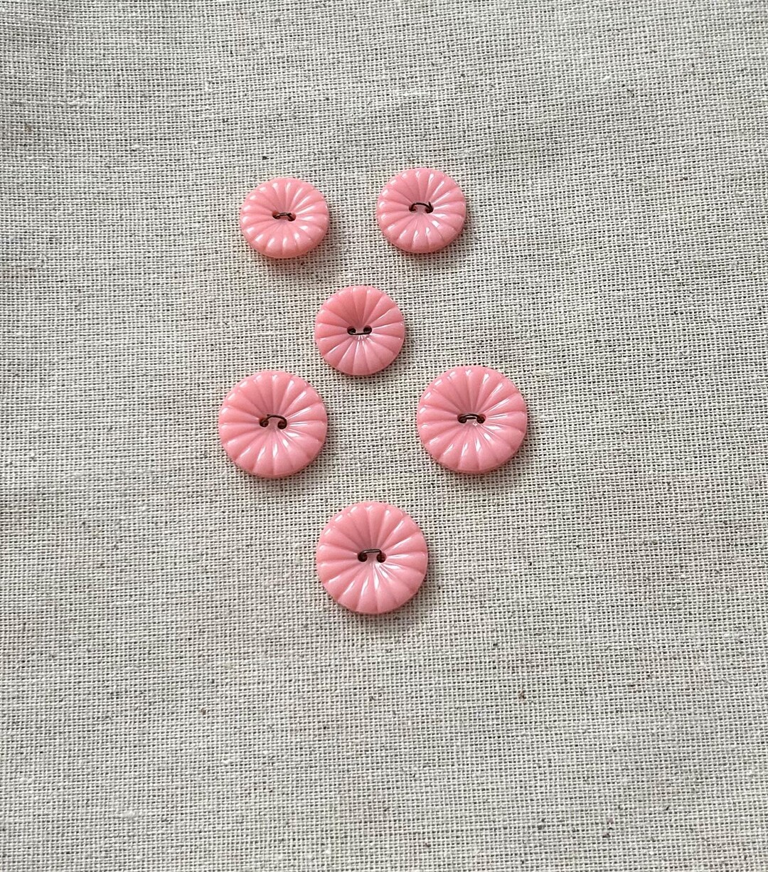 Vintage Pink Buttons, 6 Buttons 3/4 and 7/8 Inches - Etsy