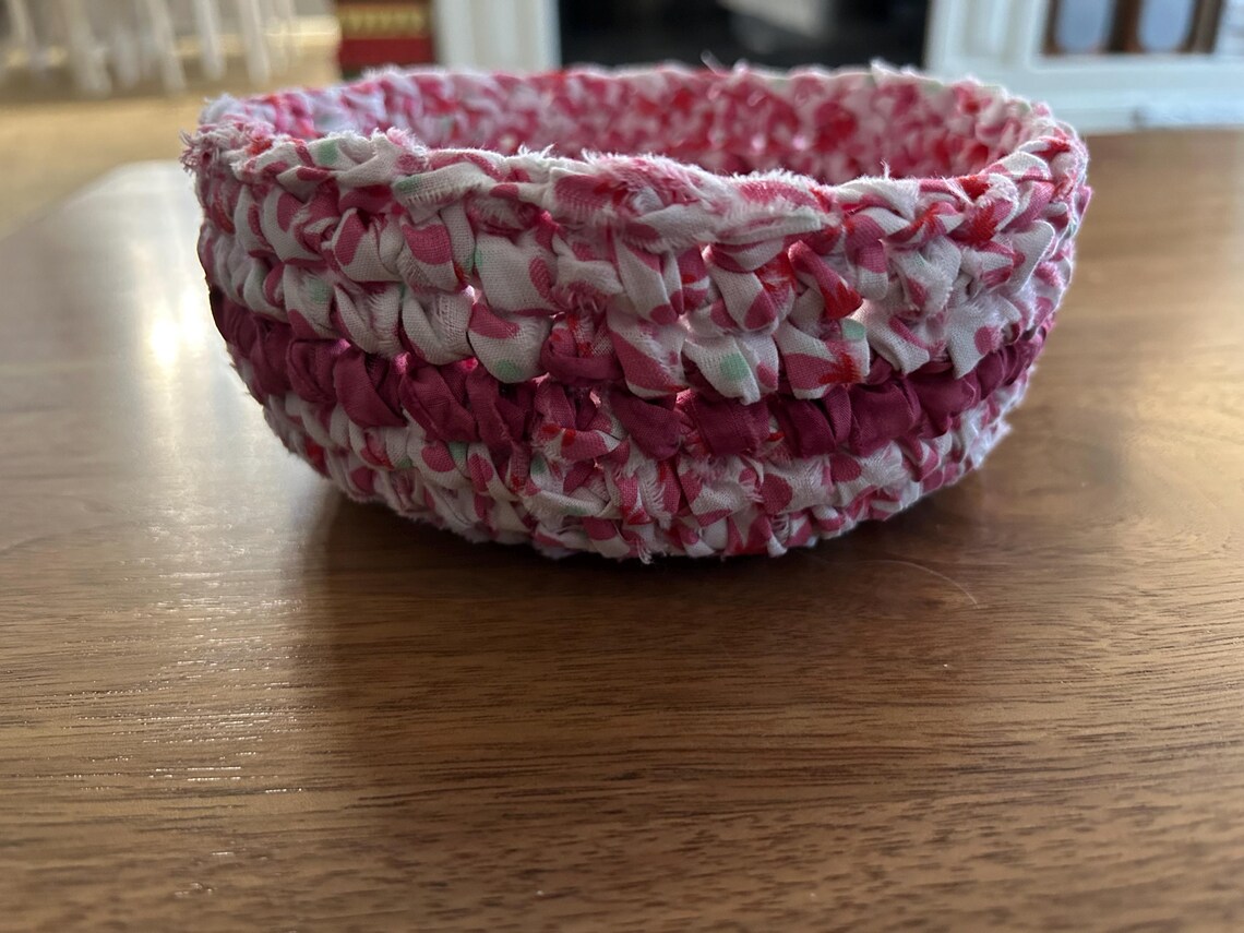 Crochet Rag Rug Bowl 7 Inches Pink - Etsy