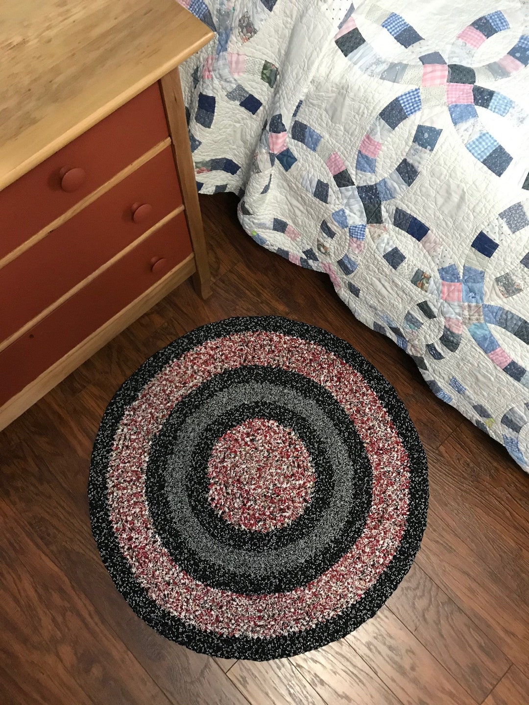 Hand Crochet Cotton Red/Black Rag Rug 34” Round - Etsy Nederland