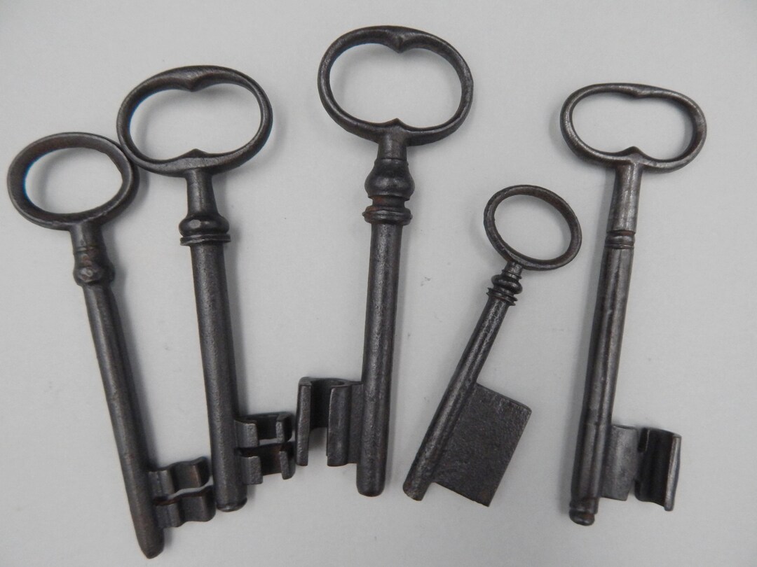 Lot of 5 Antique French Keys ,door,lock - Etsy