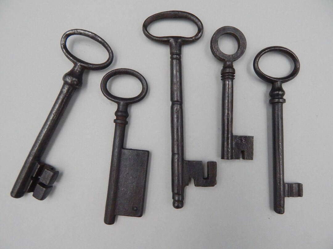 Lot of 5 Antique French Keys ,door,lock - Etsy