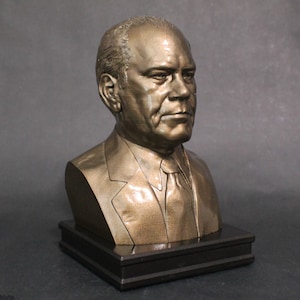 Gerald Ford 8 Inch Premium Bust Solid Hand Finished Original Dated ...