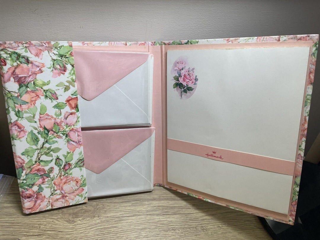 Vintage Hallmark Writing Set Paper Envelopes the Splendour of Roses 70s ...