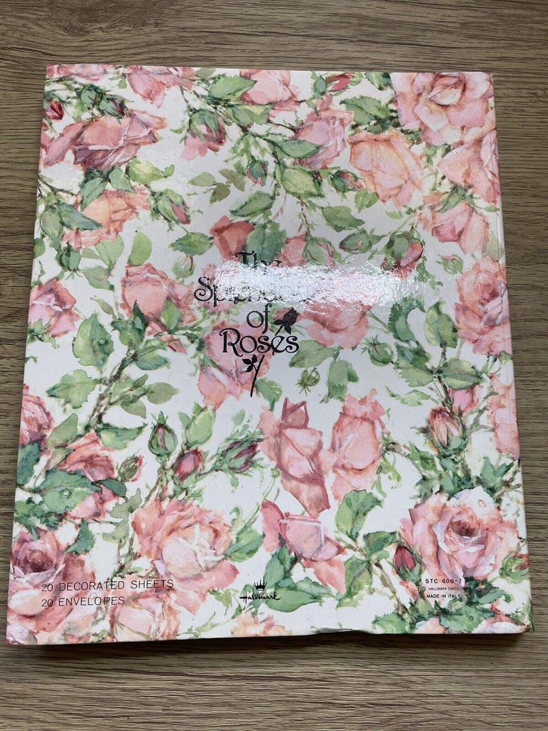 Vintage Hallmark Writing Set Paper Envelopes the Splendour of Roses 70s ...