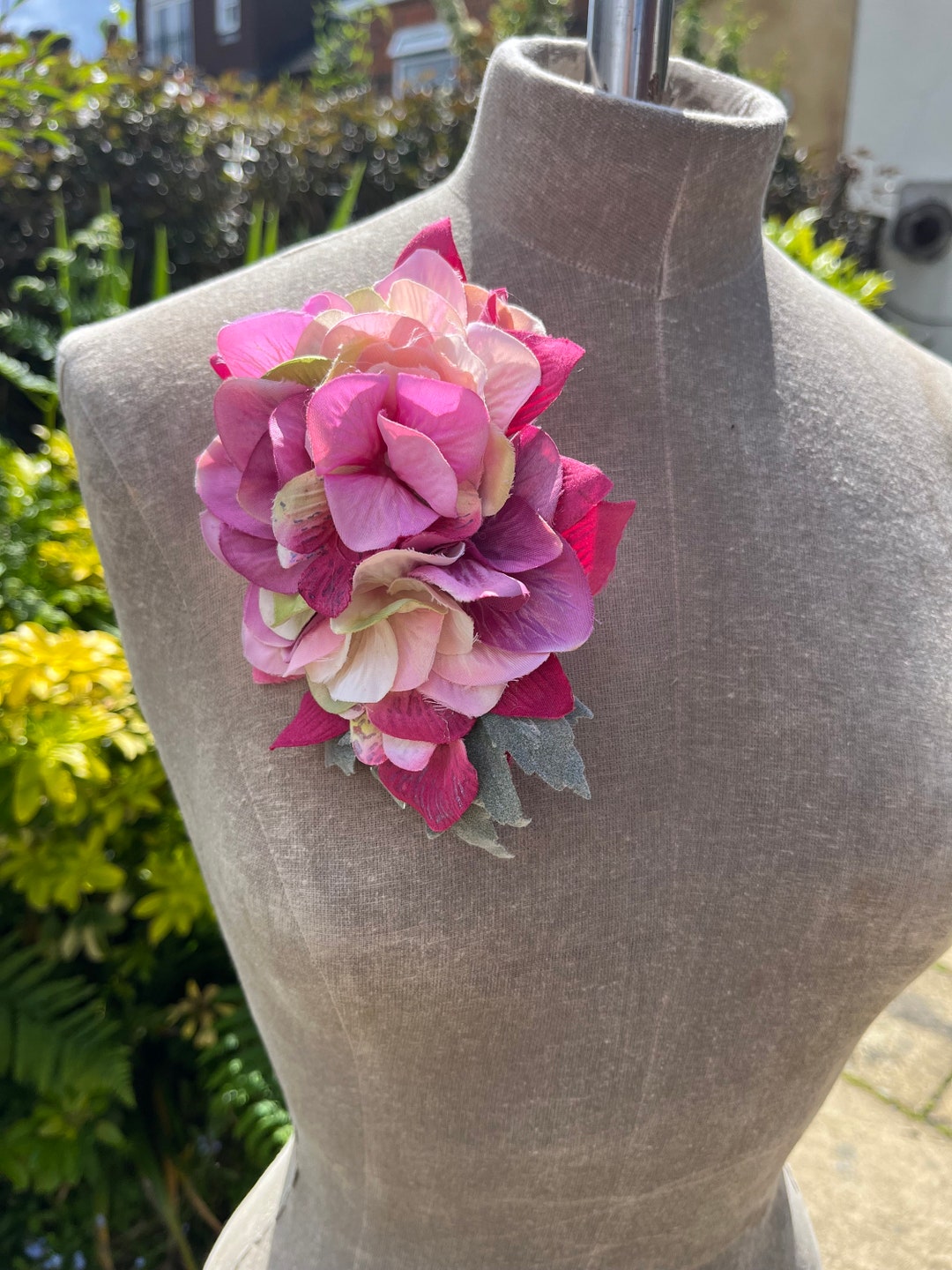 Modern Pin up Pink Hydrangea Lilly Hair Flower Corsage 1940 1950 ...
