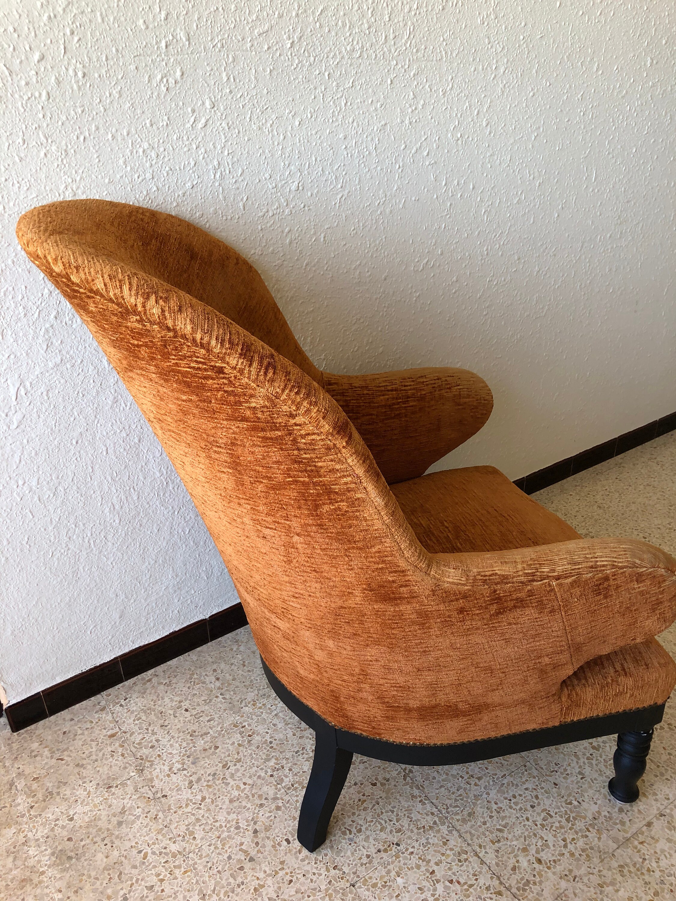 Vintage frog armchair in rust Velvet