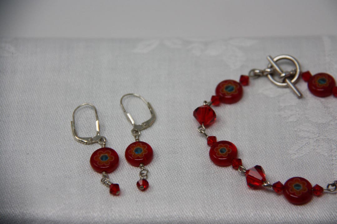 Red Beaded Jewelry and Earring Set, Matching Bracelet and Earrings - Etsy
