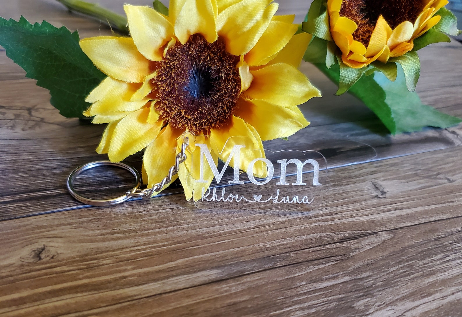 Custom Laser Engraved Mom Key Chain With Kids Names - Etsy