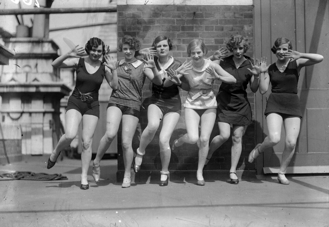 Flappers Photo Vintage Print 1920s Picture Beach Decor She Shed
