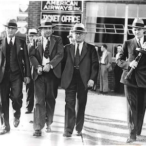 George "machine Gun" Kelly 1933 Photo: Prohibition Era Criminal Print ...