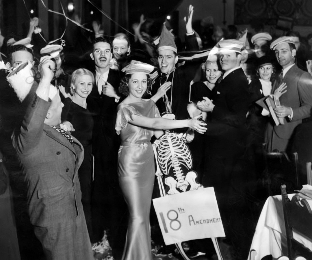 Prohibition-era Bar Cart Decor | Speakeasy Wall Art | Great Gatsby ...