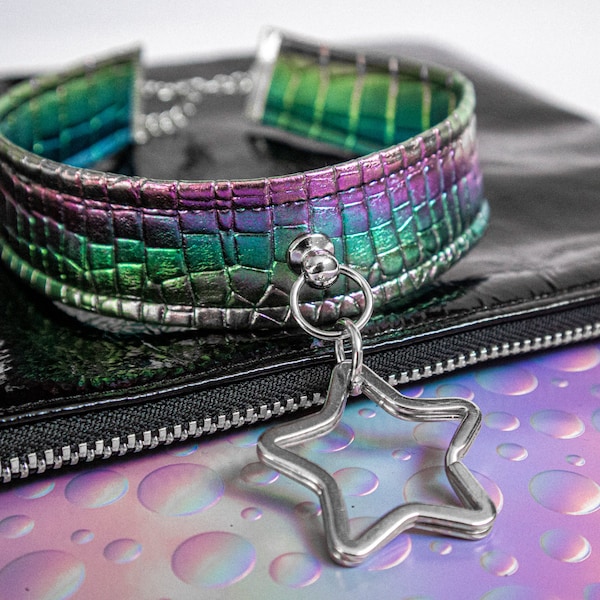 Vinyl Choker - Etsy