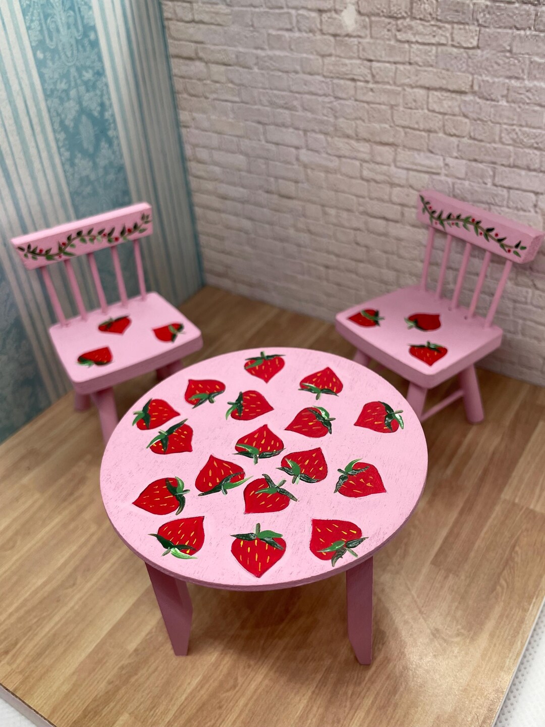 Strawberry Miniature Dollhouse Table and Chairs Set 1:12 Scale ...