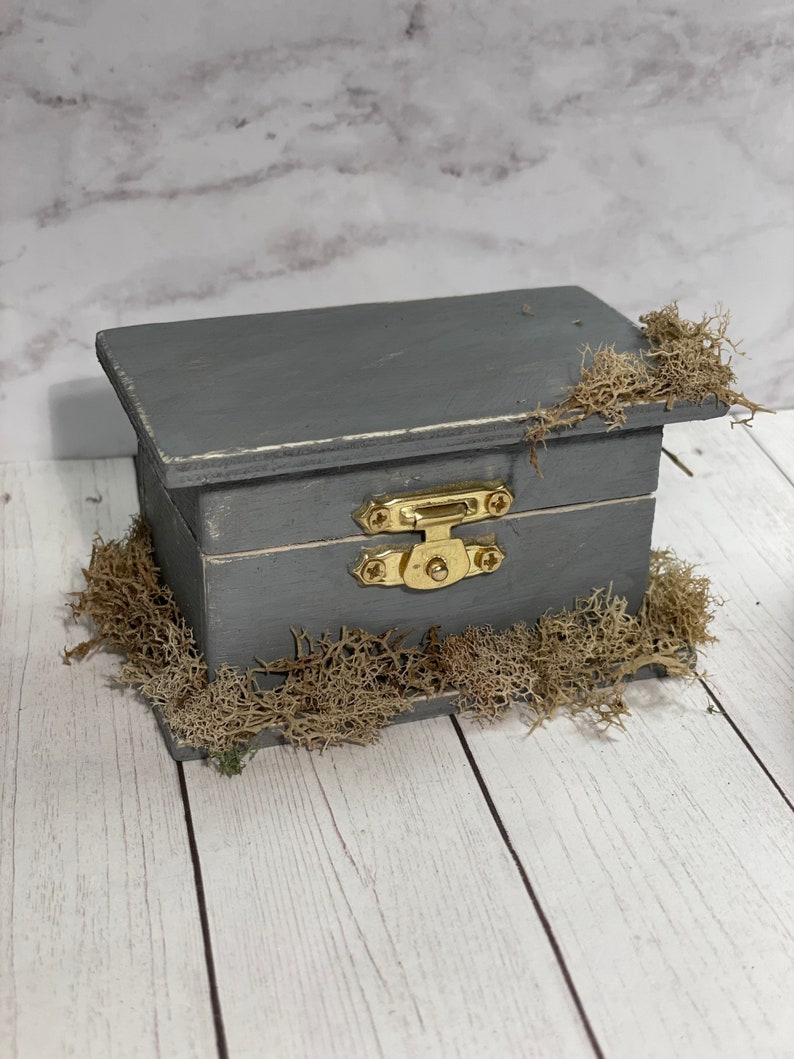 Rustic Moss Jewelry Box, Cottagecore Wedding Ring Box - Etsy