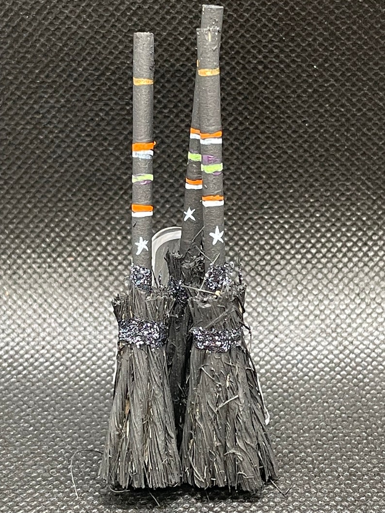Miniature Witches Broom 1:12 Scale Halloween Miniature Broom for ...