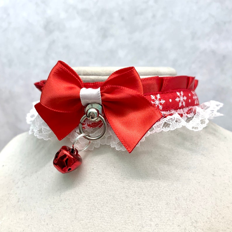 Red and White Lace Snowflake Collar Christmas Kittenplay - Etsy
