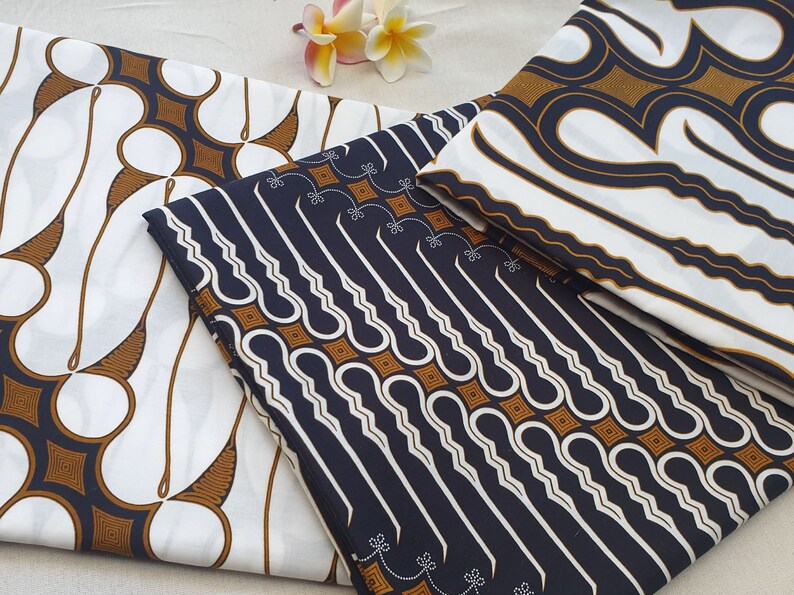 Sarong Batik Pattern Pareo, Large Cotton Shawl or Wrap. Traditional ...