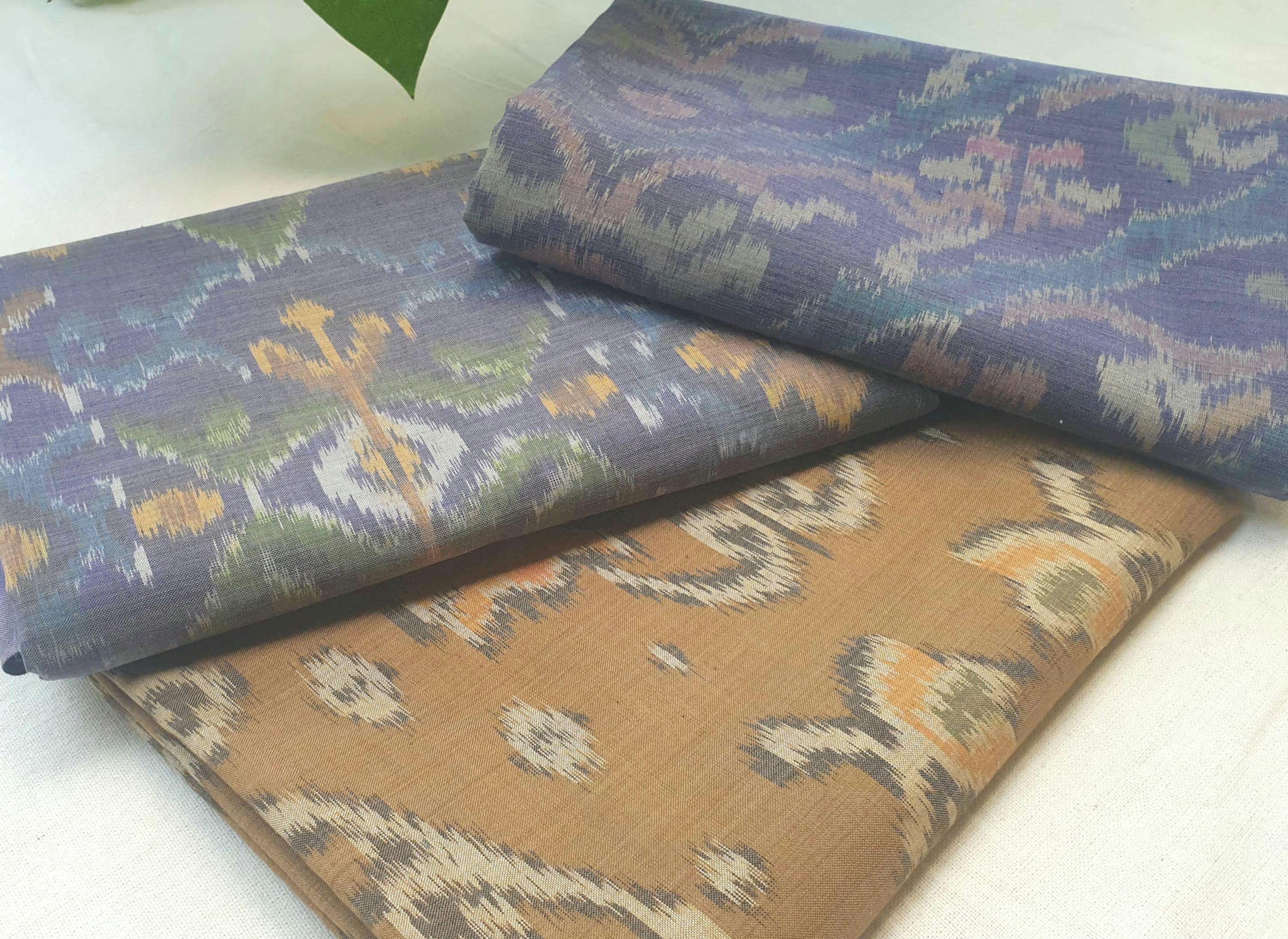Traditional Balinese Endek Sarongs. Handwoven Cloth Sarongs to Wear ...