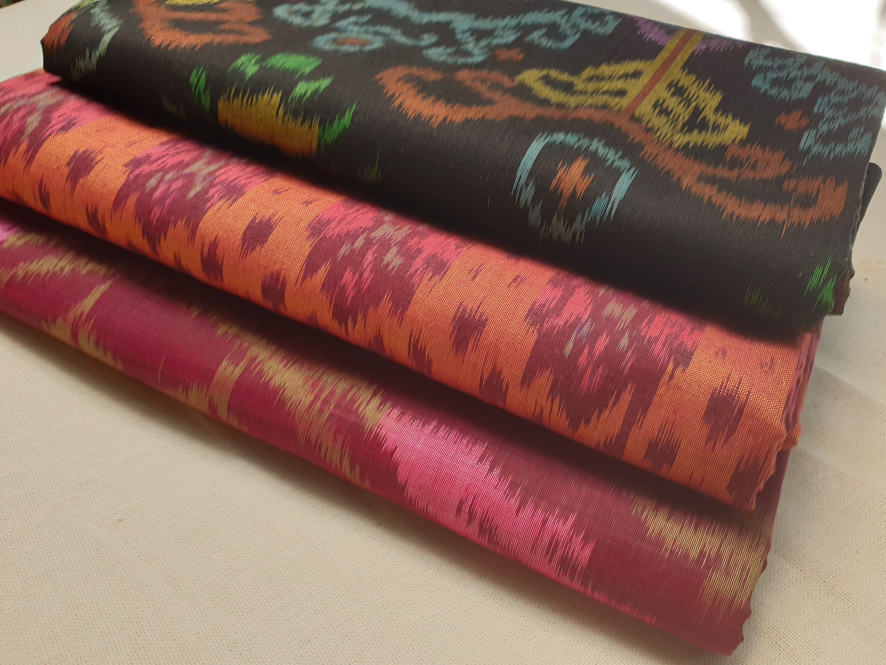 Sarong Batik Pattern Pareo, Muslin, Cotton Wrap. Traditional Indonesian ...