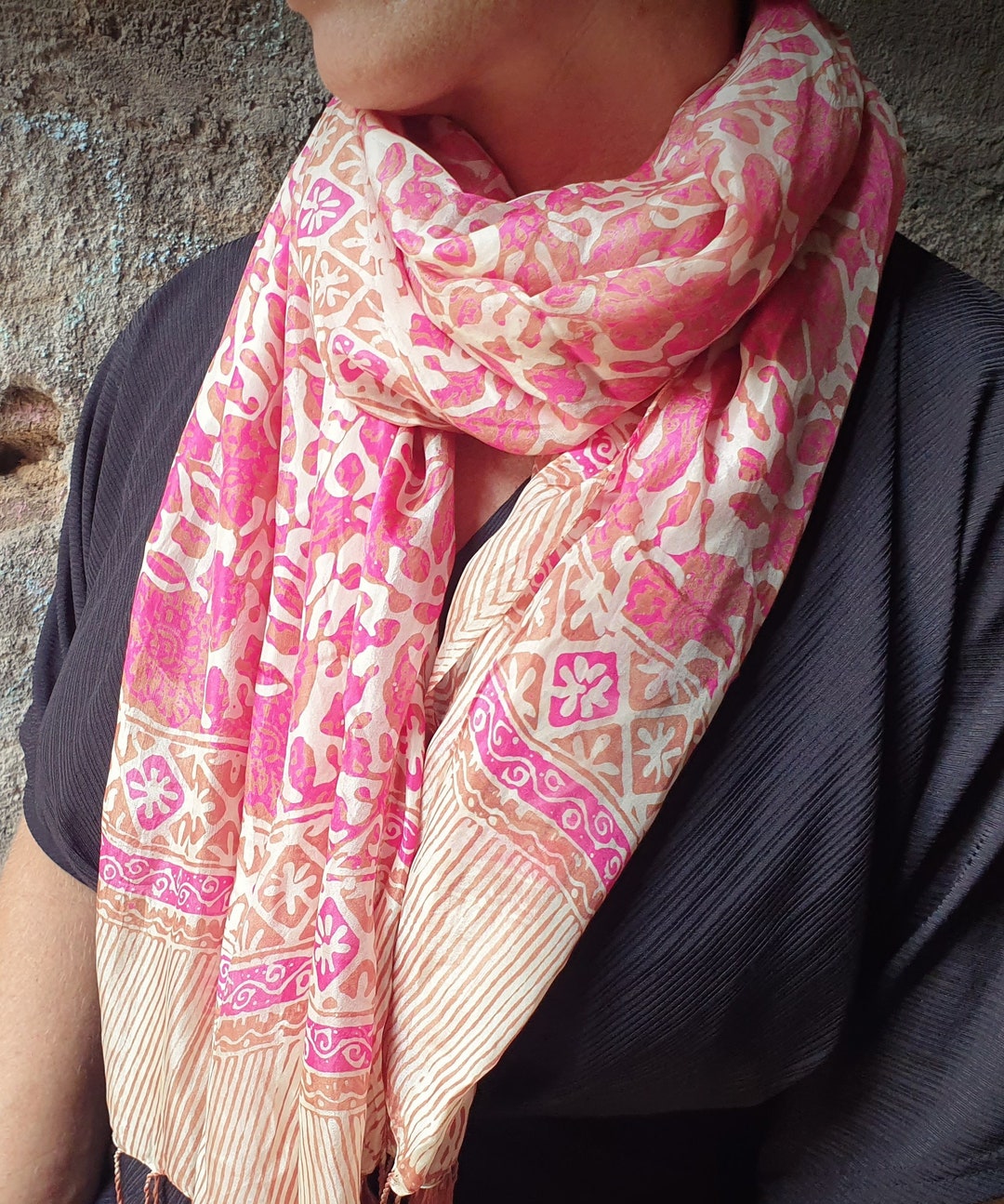 Silk Scarves for Women, Silk Scarf for Travel. A Beautiful Silk Neck ...