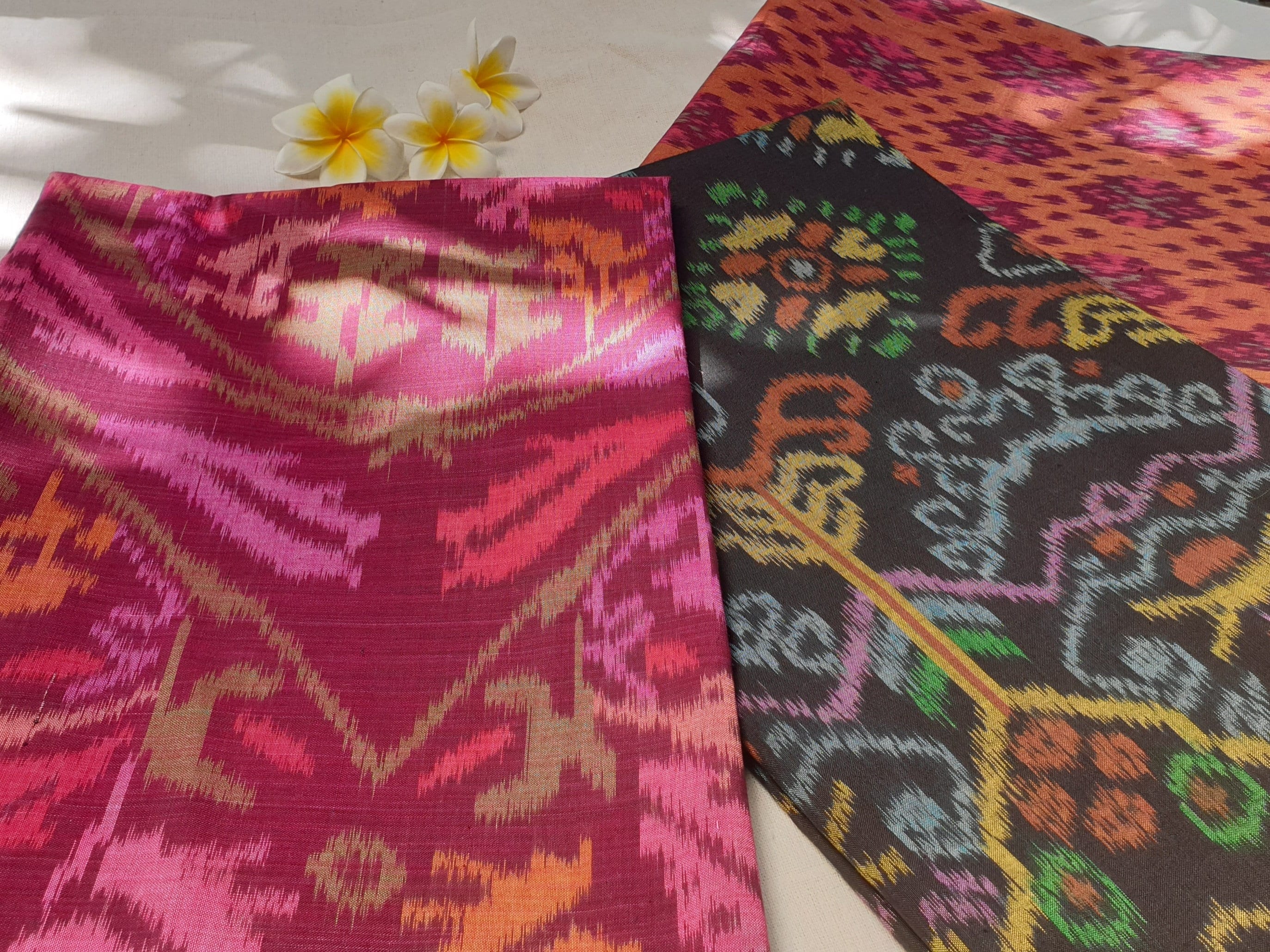 Sarong Batik Pattern Pareo, Muslin, Cotton Wrap. Traditional Indonesian ...