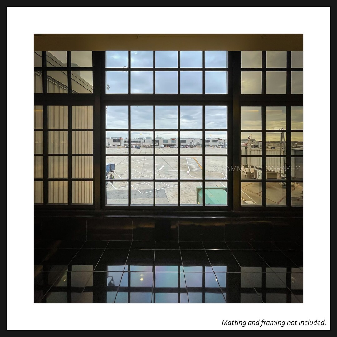 Window View Philadelphia Airport - Philadelphia, Pennsylvania. - Etsy