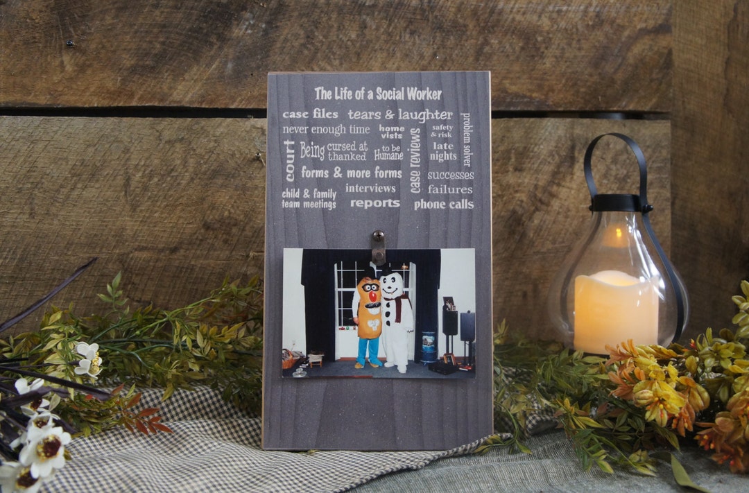 The Life of a Social Worker Great Social Worker Gift Helping Profession ...
