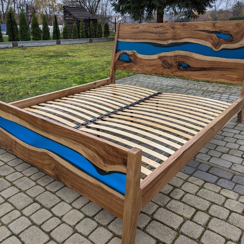 Blue River Epoxy Walnut Bad King Size - Etsy