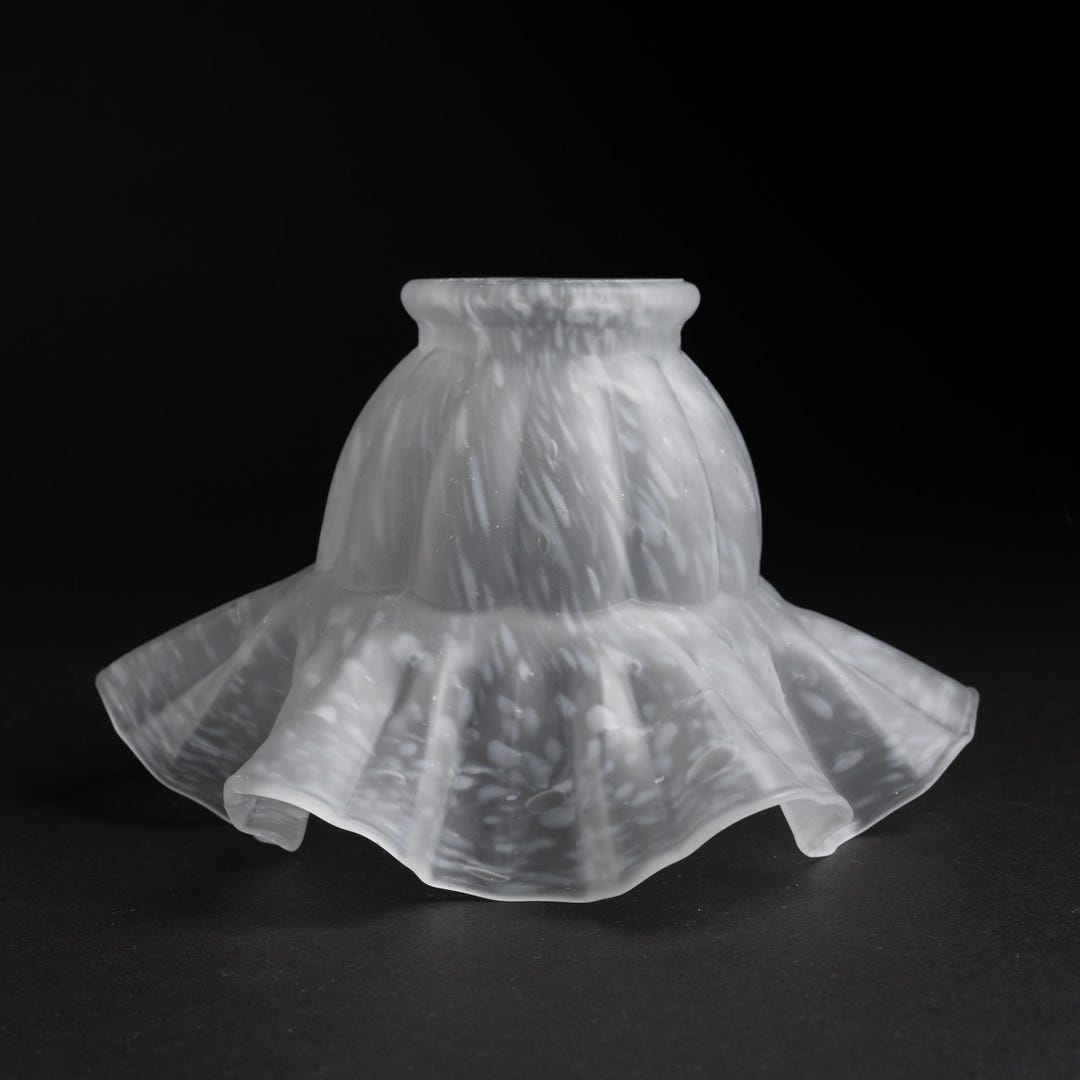 Lamp Shade Snowflake Finish Ruffled Edge With Ribbed Body Fan, Fixture ...