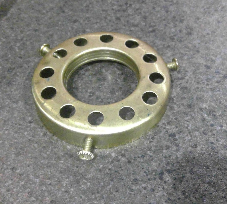Brass Screw on 2 1/4" Shade Holder for Lamp Shade Uno Unfinished - Etsy