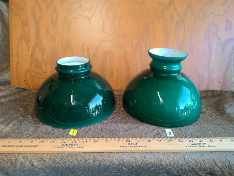 Vintage 10" Emerald Green Student Lamp Parlor Lamp Globe Oil Kerosene ...