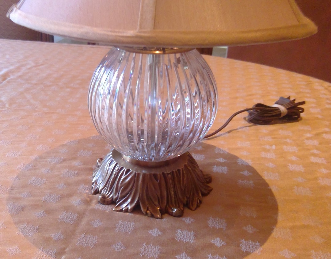 MCM Cut Glass Art Deco Style Table Lamp Embossed Cast Bronze Base 16 ...