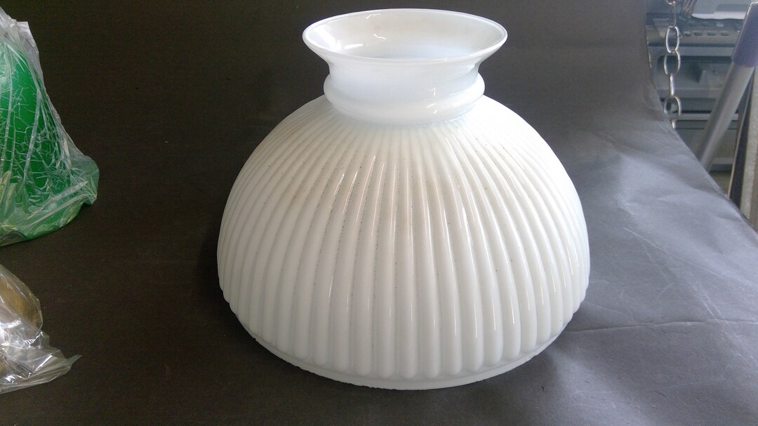 10" Student Lamp White Ribbed Lamp Shade Parlor Lamp Style Globe Rayo ...