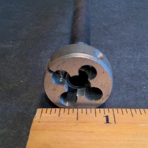 1/8" Ips Die Set /threading Dies Outside Thread Tool - Etsy
