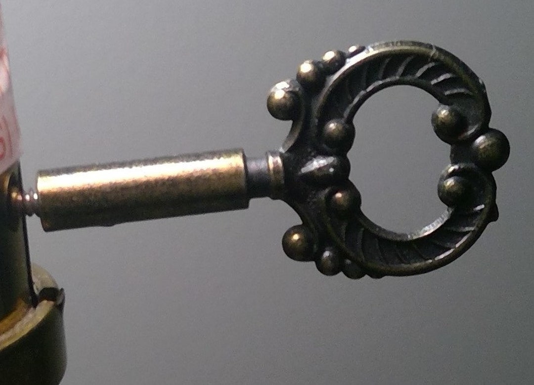 Vintage Style Key for a Lamp Socket Turn Switch Knob Antique Brass or ...