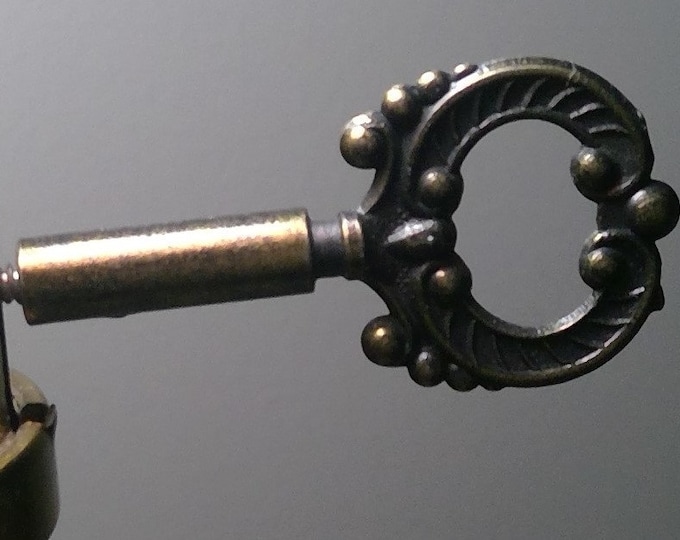 Vintage Style Key (turn Knob) for a Lamp Socket - Etsy