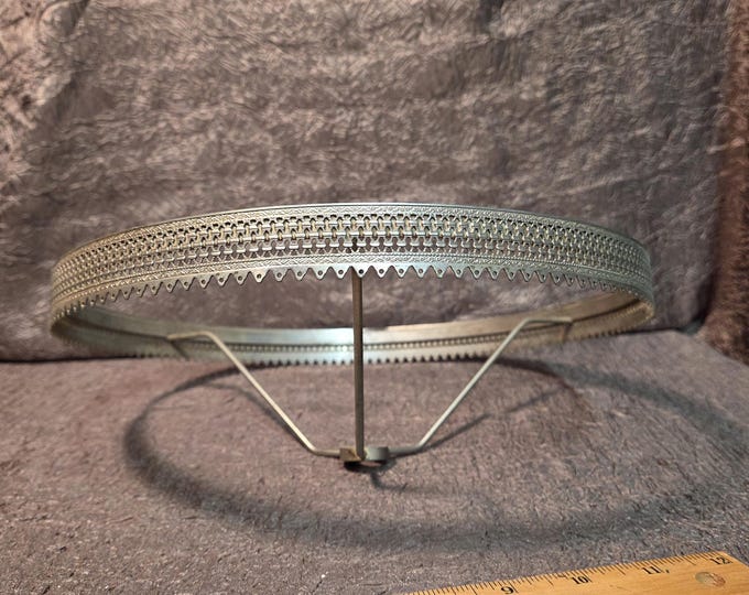 Vintage 10" Antique Brass Finish Decorated Pierced Banding Shade Rest 3 ...