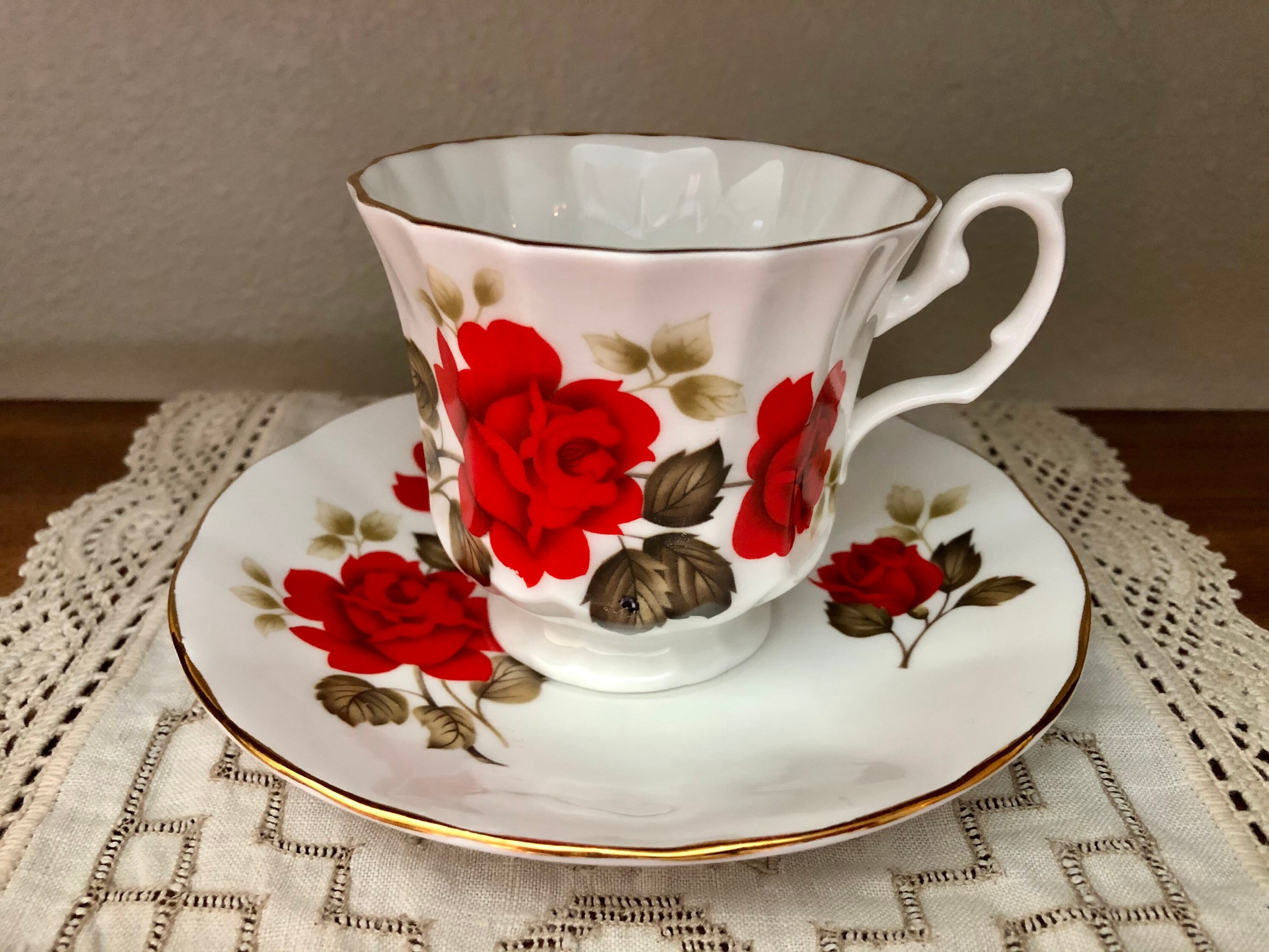 Vintage Clare Tea Cup and Saucer Set Bright Red Roses Brown and Tan ...