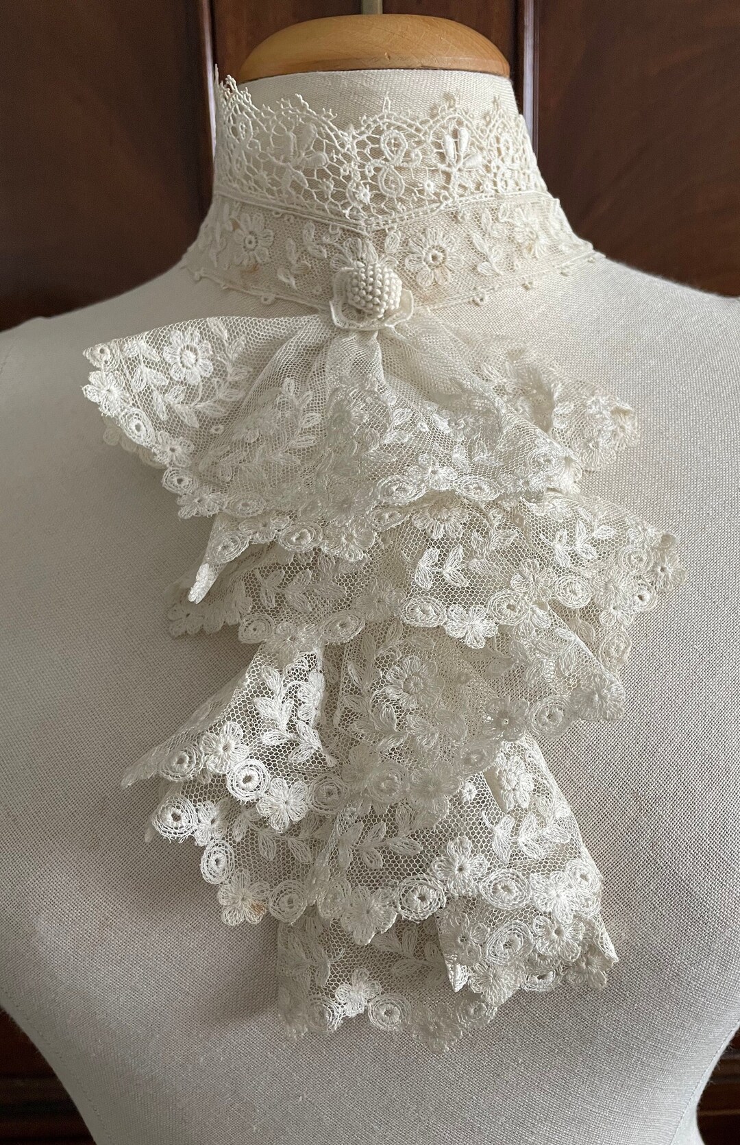 A Pretty Antique Edwardian Lace Jabot Collar in Ivory. - Etsy