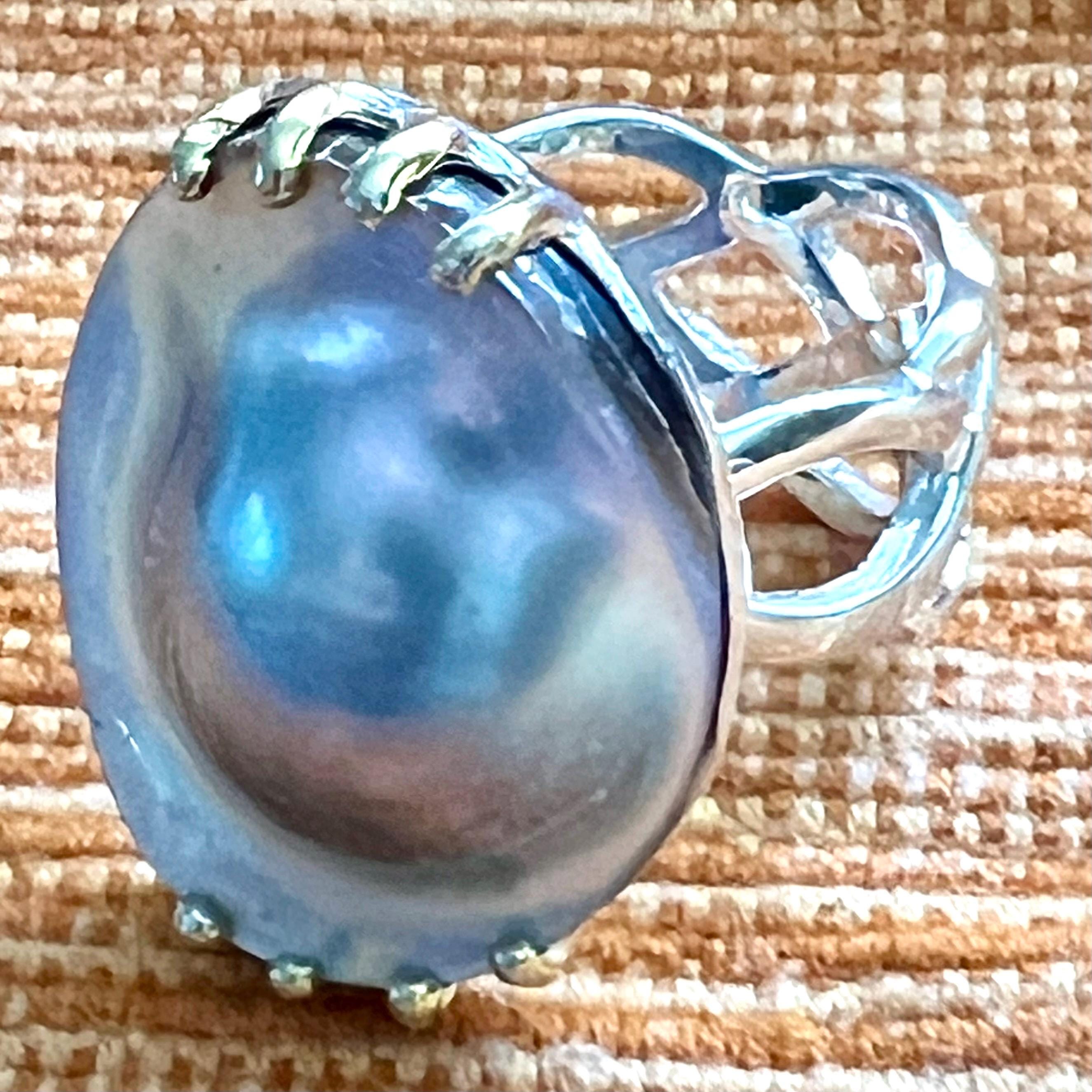 Mabe Pearl & Sterling Silver-the Queen of Gems (size 9, Face of Ring 1 ...