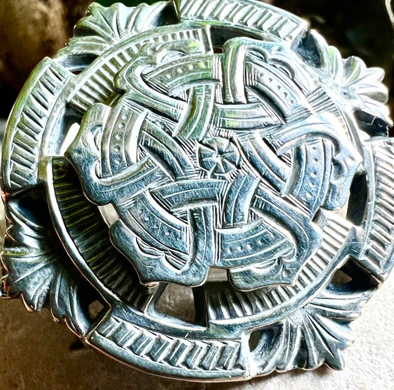Romantic Celtic-Victorian Target Brooch (English Orig… - Gem